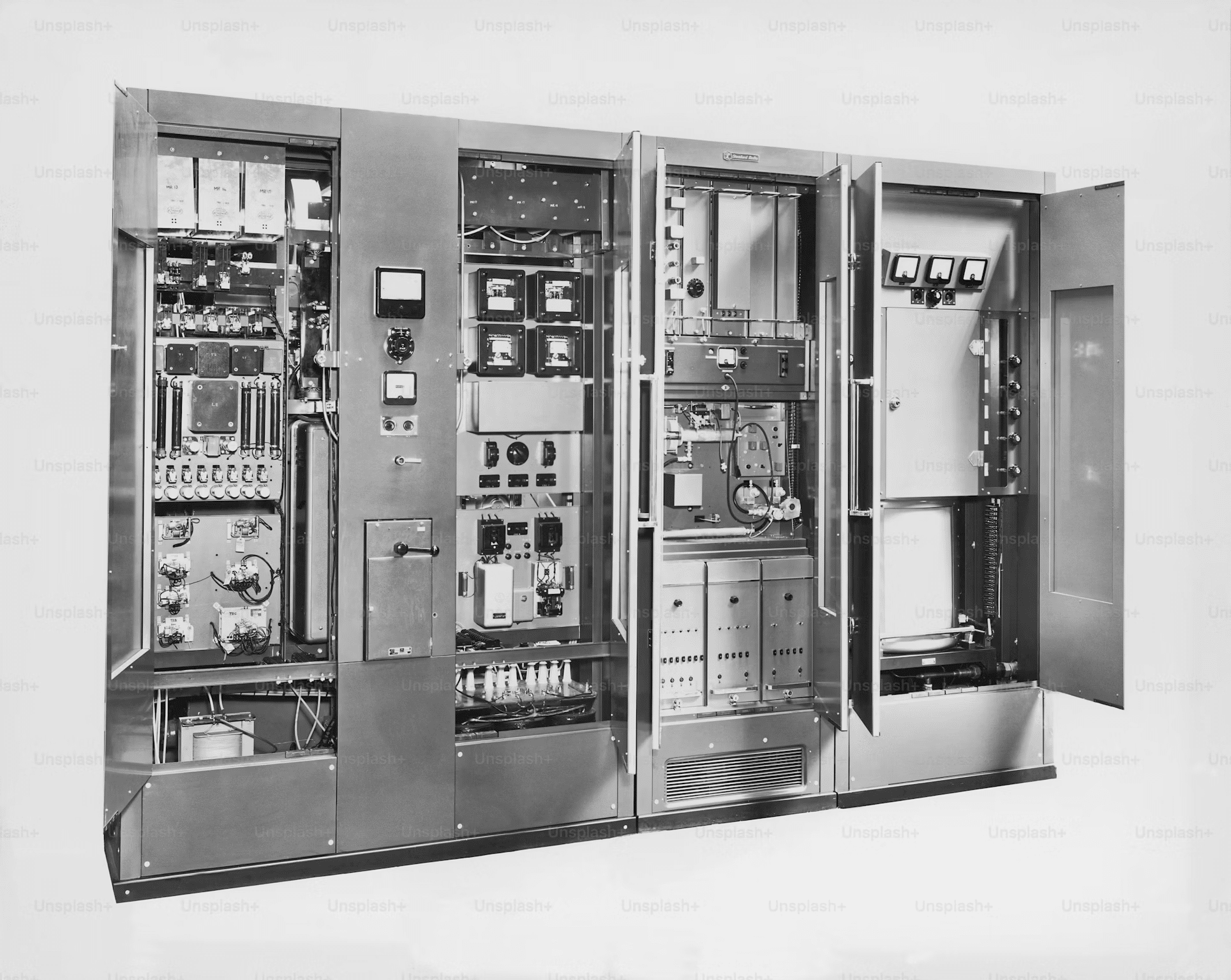 Electrical Panel Myths and Facts: Setting the Record Straight with Fuse ...