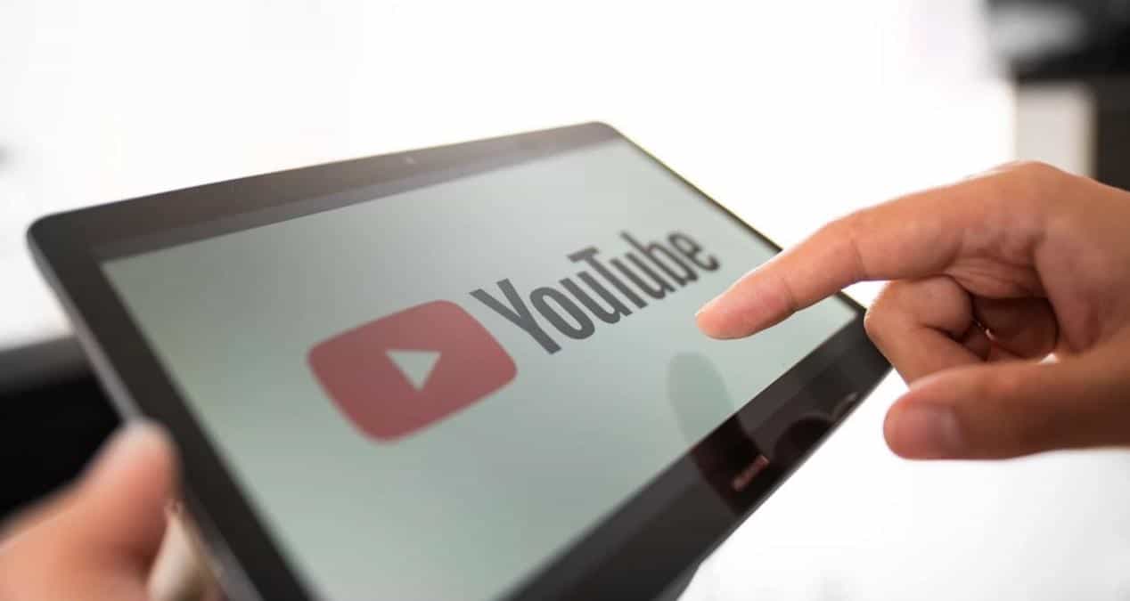 How to Stay Safe While Watching YouTube Videos